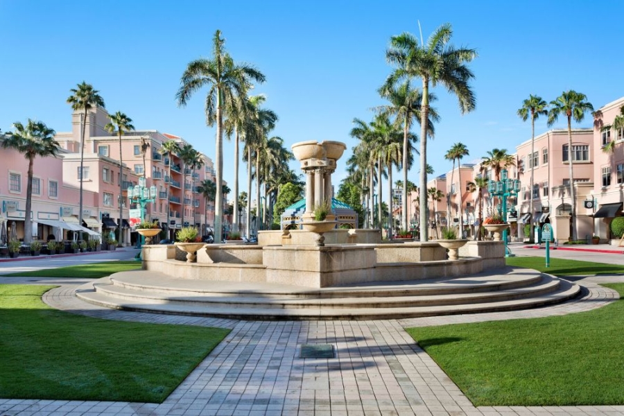 Exploring Mizner Park: Boca Raton's Premier Entertainment Destination ...